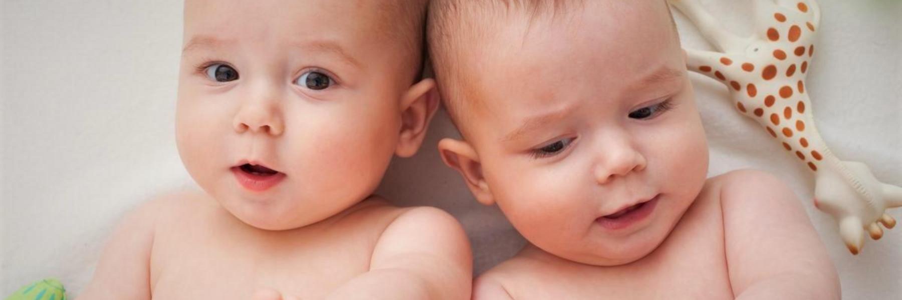 الحلم بإنجاب توأم ماذا يعني بالنسبة لكِ؟ حلوة